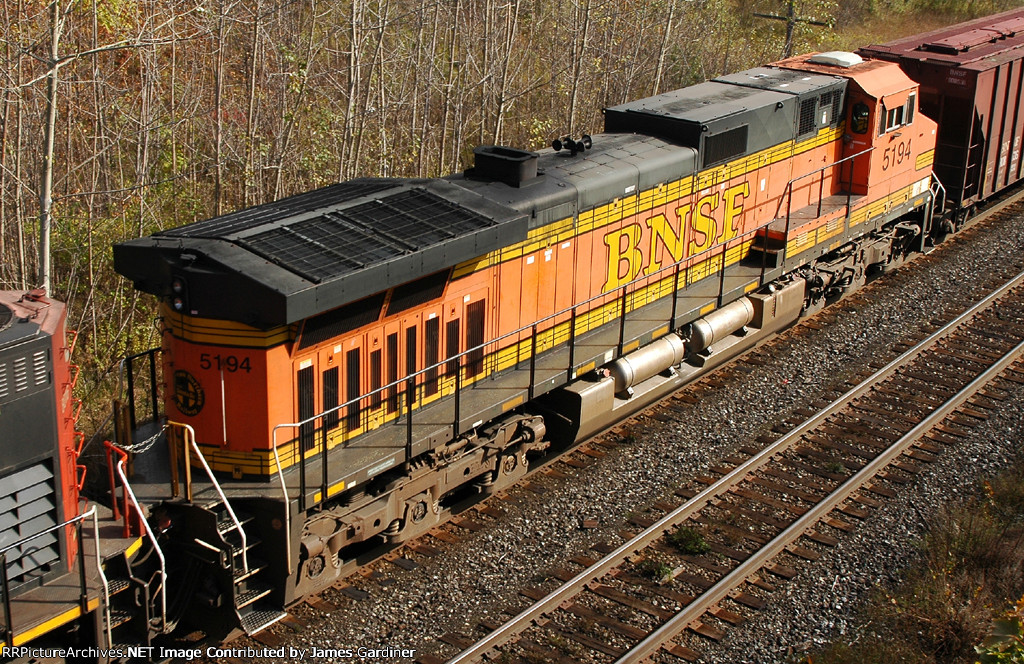 BNSF 5194